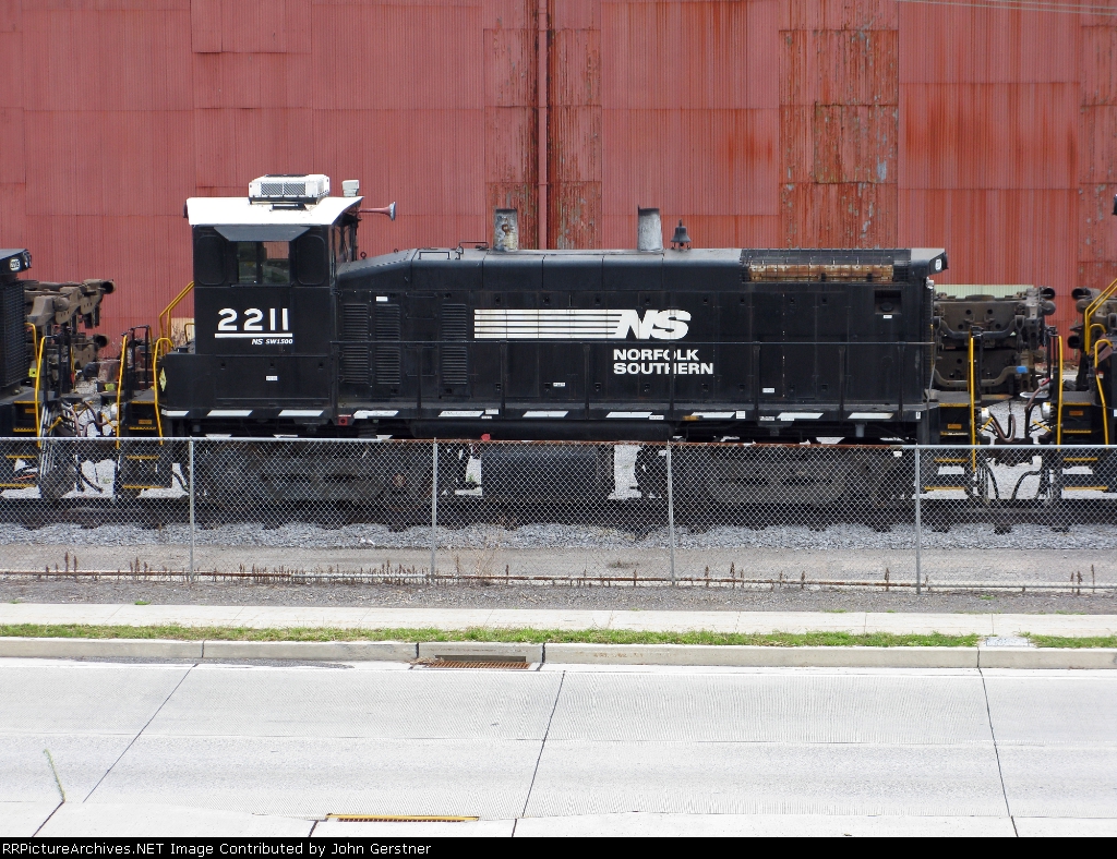 NS 2211